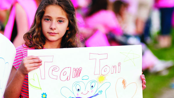 TEAM TONI: Supporters come out | The Tribune