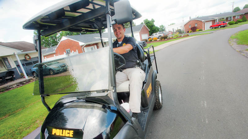 Cops make use of golf cart | The Tribune