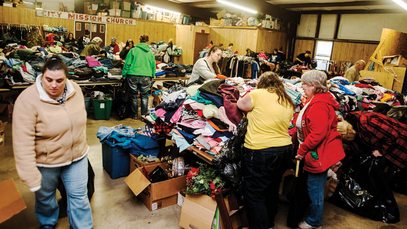City mission has clothing giveaway | The Tribune