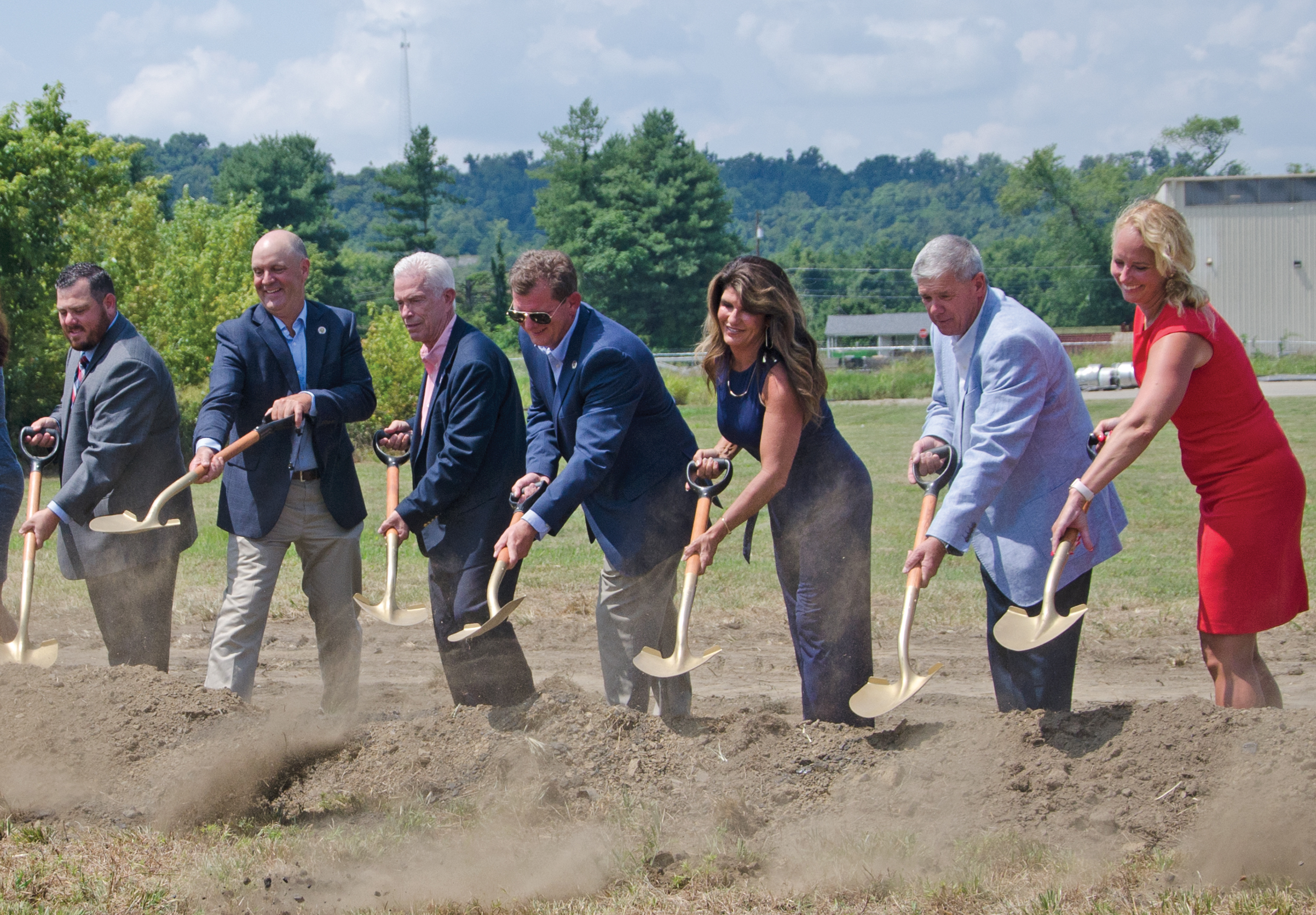 LEDC breaks ground on new spec building (WITH GALLERY) | The Tribune