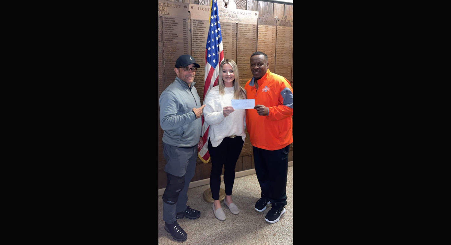 Elks donate to Ironton athletics | The Tribune