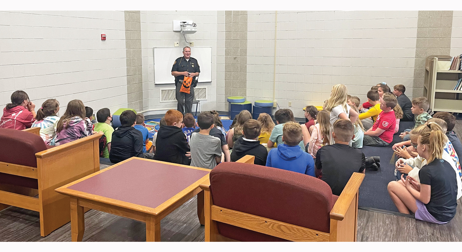 Sheriff pays visit to SV fourth graders | The Tribune