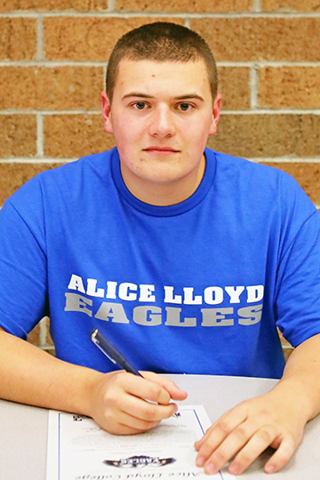 Hayton signs with Alice Lloyd soccer | The Tribune