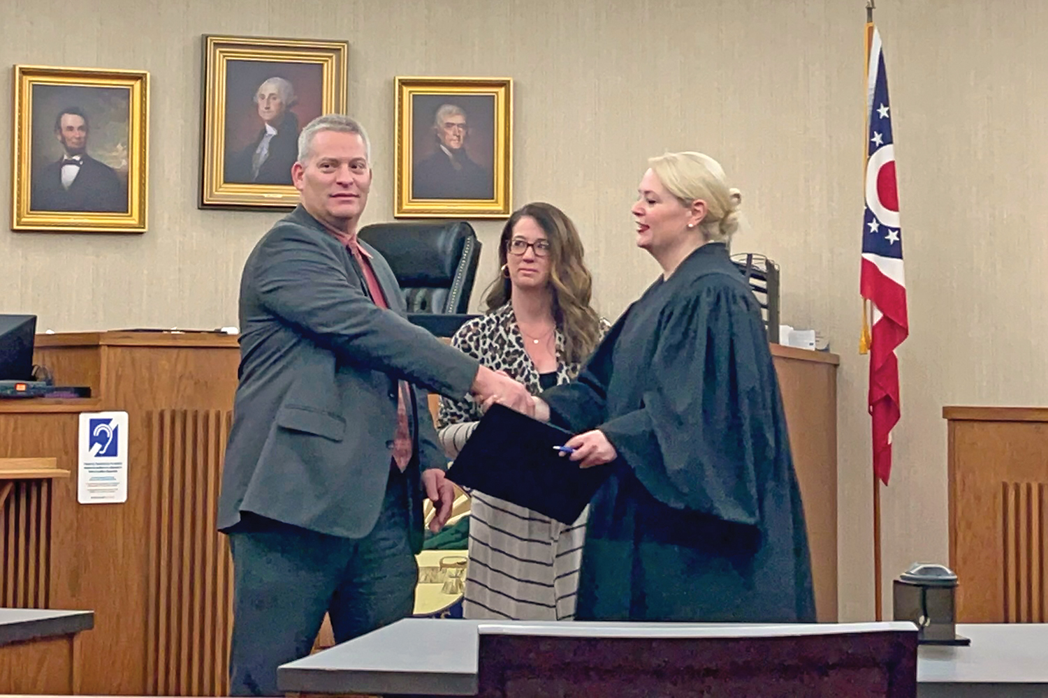 Knipp takes oath for another term | The Tribune